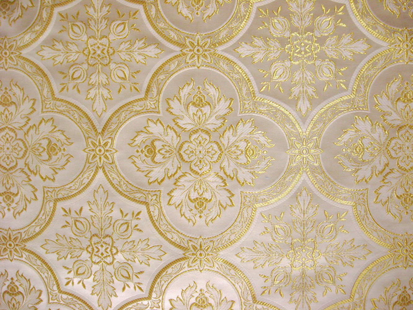 Mittelalter und Renaissance Brokat „Blatt – Vierpass“ versch. Farben ...